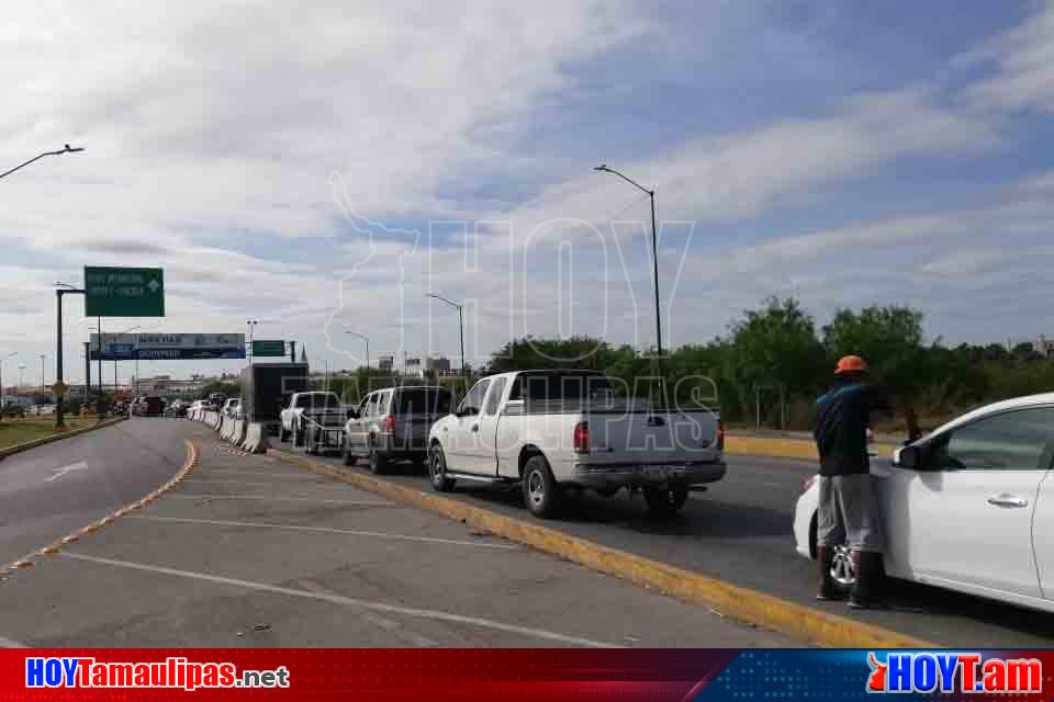 Hoy Tamaulipas - En Nuevo Laredo Permanecera carril de locales en Puente Juarez-Lincoln