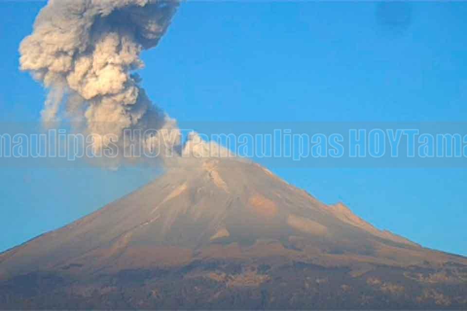 Hoy Tamaulipas - Volcan Popocatepetl emite fumarola de dos mil metros ...