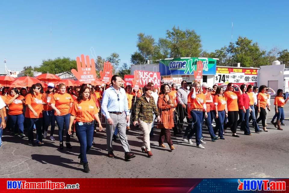 Hoy Tamaulipas - Marchan contra la violencia a la mujer en Nuevo Laredo