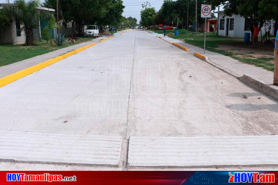 Hoy Tamaulipas - Pavimentan mas calles en el Ejido La Pedrera de Altamira Hoy Tamaulipas - Pavimentan mas calles en el Ejido La Pedrera de Altamira