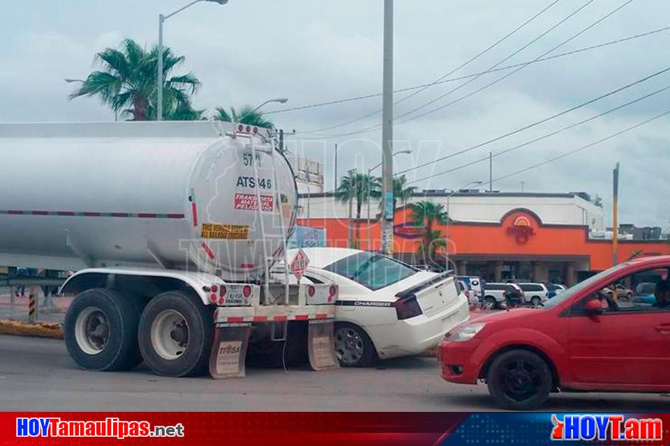Hoy Tamaulipas Automovilista Se Salva De Morir Aplastado En Reynosa