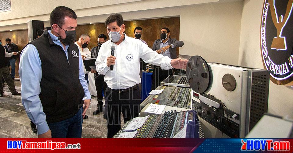 Hoy Tamaulipas - Universidad en Tamaulipas Preside Rector ceremonia por el 30 aniversario de ...