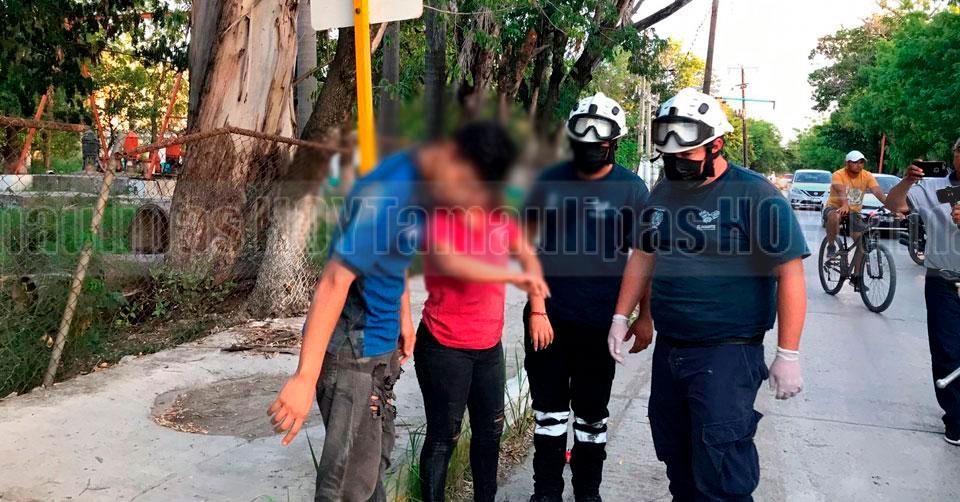 Hoy Tamaulipas - Accidentes en Tamaulipas Pareja en moto se estrello ...