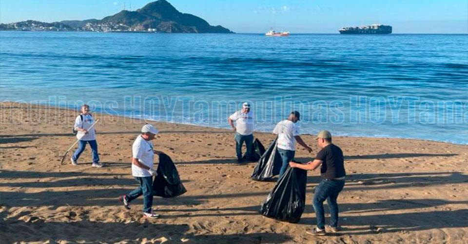 Hoy Tamaulipas Colima Limpian Playas De Manzanillo Tras Celebracion