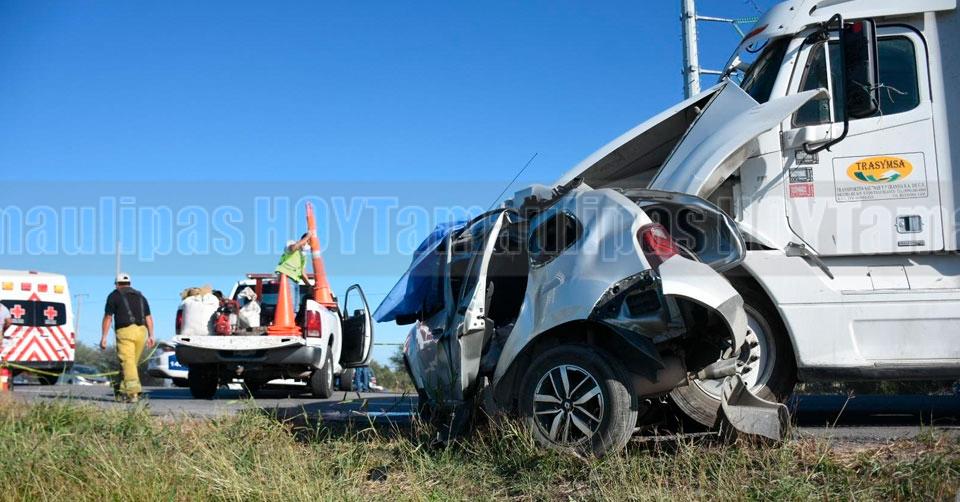 Hoy Tamaulipas - Accidentes en Tamaulipas Se mata mujer al estrellarse ...