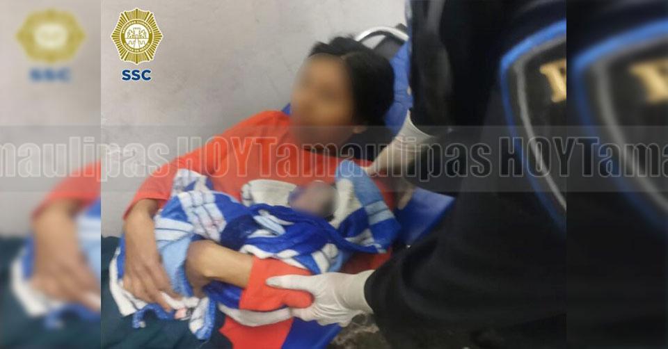 Hoy Tamaulipas - Nace primer bebe del anio en el Metro de la CDMX