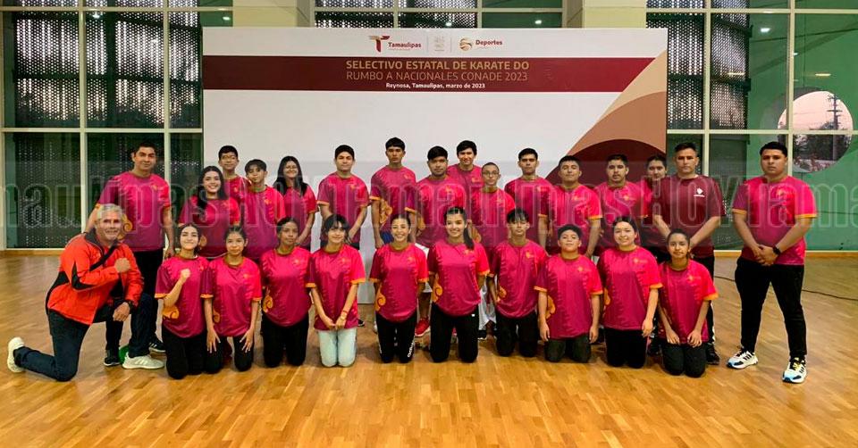 Hoy Tamaulipas - Deportes Triunfa Nuevo Laredo en la Estatal de Karate Do