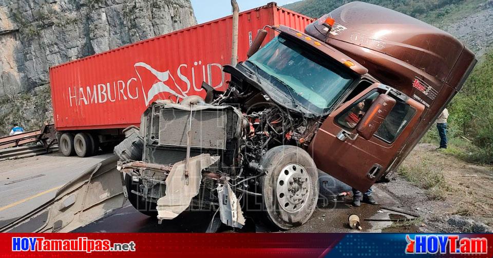 Hoy Tamaulipas - Tamaulipas Accidente de trailer en la Rumbo Nuevo provoca el cierre de la via