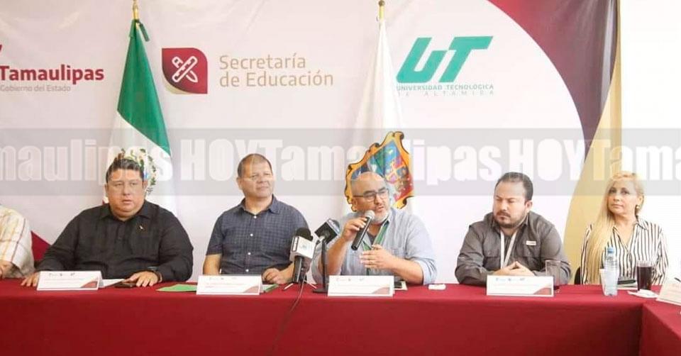 Hoy Tamaulipas - Tamaulipas Industria pide a la UT de Altamira carreras ...