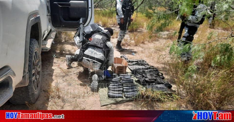 Hoy Tamaulipas - SDR en Tamaulipas Aseguran armas y 4 camionetas tras agresion en brecha de Reynosa