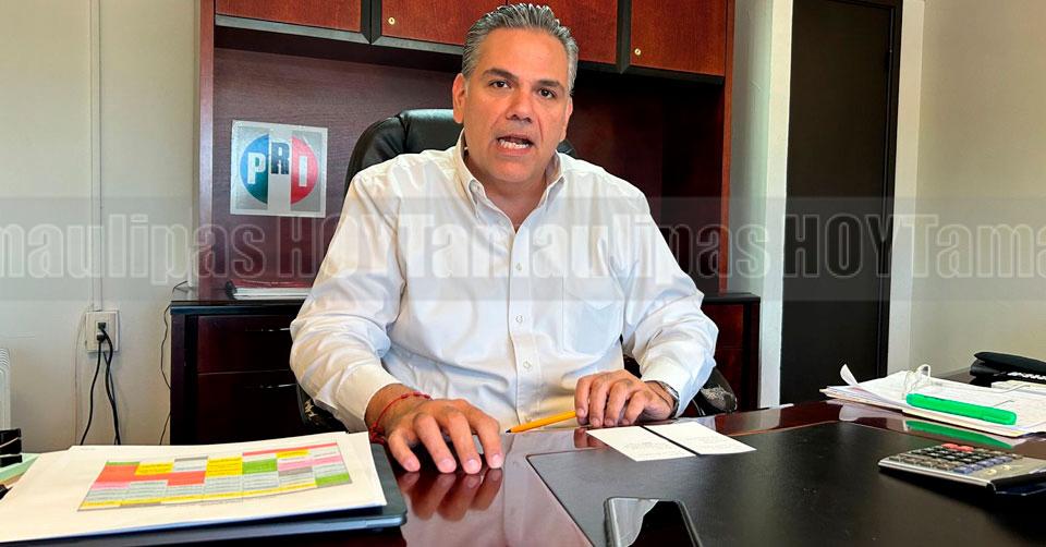 Hoy Tamaulipas - Advierte Carlos Solis tener Â“alacranesÂ” en el PRI ...