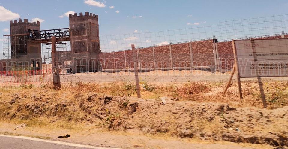 Hoy Tamaulipas - Tamaulipas Construyen alrededor de la ANAM en Nuevo Laredo