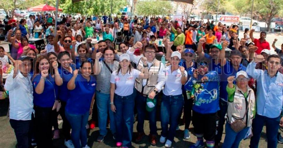 Hoy Tamaulipas - Tamaulipas Jorge Â“TicoÂ” Garcia y su empresa MESIL llevan beneficios en Ciudad ...