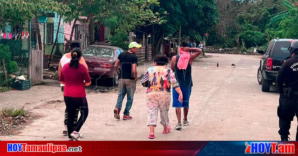 Hoy Tamaulipas - Tamaulipas Vecinos rijosos se agarraron a golpes por espacio de cochera en Reynosa