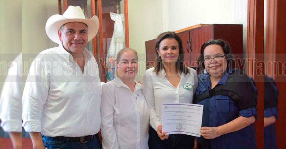 Hoy Tamaulipas - Tamaulipas Nombran a Janette Garza dirigente del ...