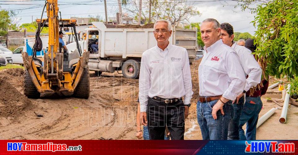 Hoy Tamaulipas - Tamaulipas Gestiona Adrian Oseguera obras de pavimentacion ante el Estado