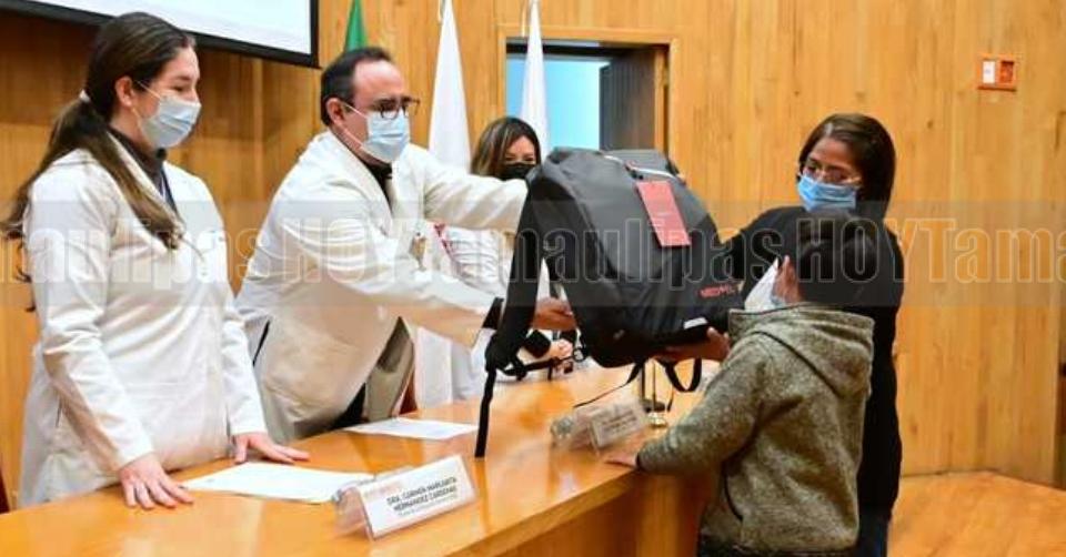 Hoy Tamaulipas - Entregan 143 procesadores de sonido para implante ...