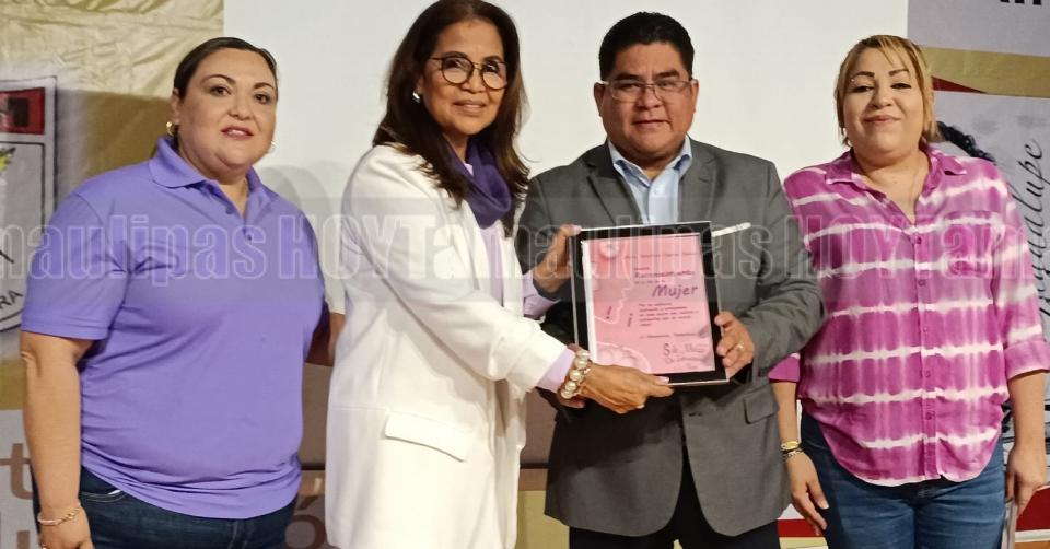 Hoy Tamaulipas - El Crede reconoce la loable y destacada labor de las ...