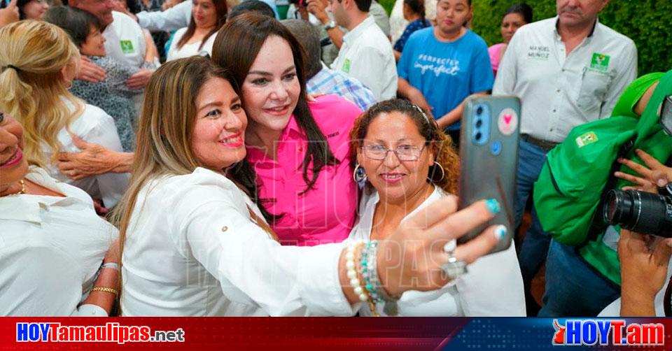 Hoy Tamaulipas - Tamaulipas Refrenda Carmen Lilia Canturosas compromiso con sector educativo