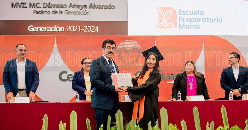 Hoy Tamaulipas - Tamaulipas Egresan 310 estudiantes del bachillerato de ...