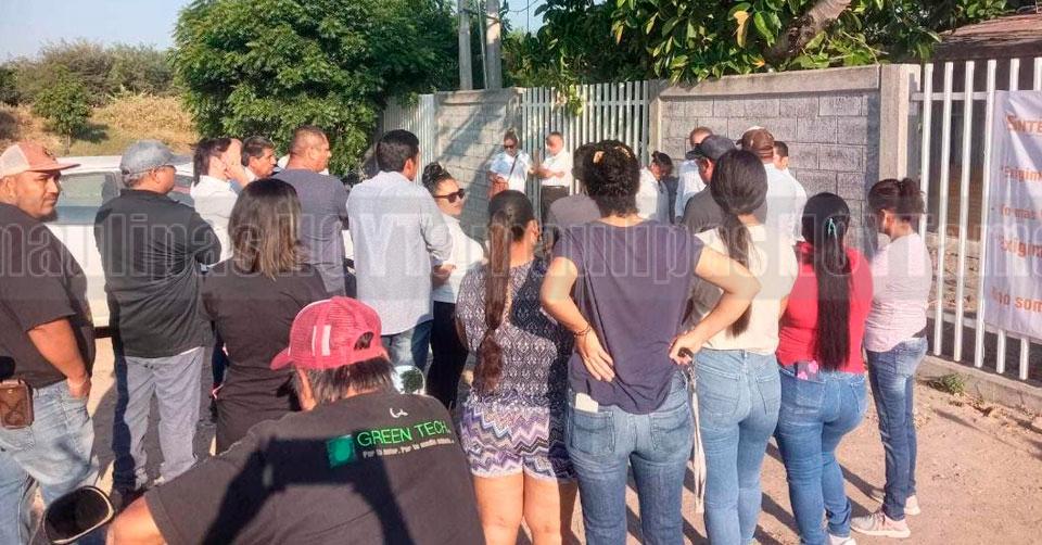 Hoy Tamaulipas - Tamaulipas Por problemas con el director maestros no ...