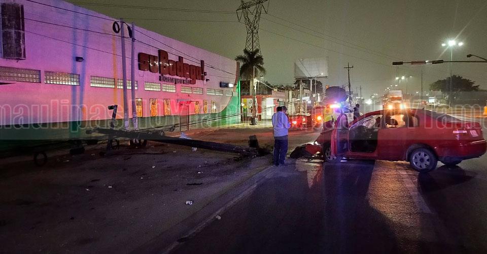 Hoy Tamaulipas - Accidentes en Tamaulipas Acelerado joven destrozo su ...