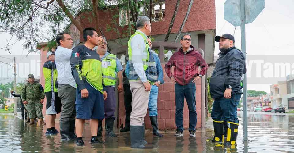 Hoy Tamaulipas - Tamaulipas Recorre Erasmo zonas afectadas por Â“BarryÂ ...