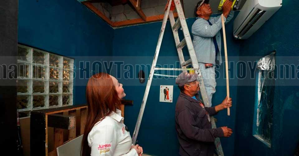 Hoy Tamaulipas - Supervisa Carmen Lilia trabajos de reparacion en ...