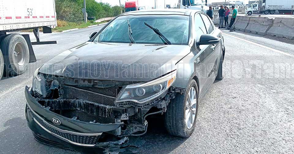 Hoy Tamaulipas - Tamaulipas Operador de trailer provoca choque en ...