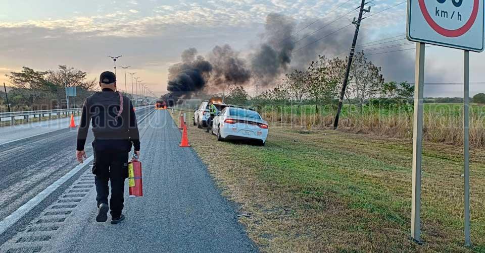 Hoy Tamaulipas - Accidentes en Tamaulipas Vehiculo se incendia en la ...