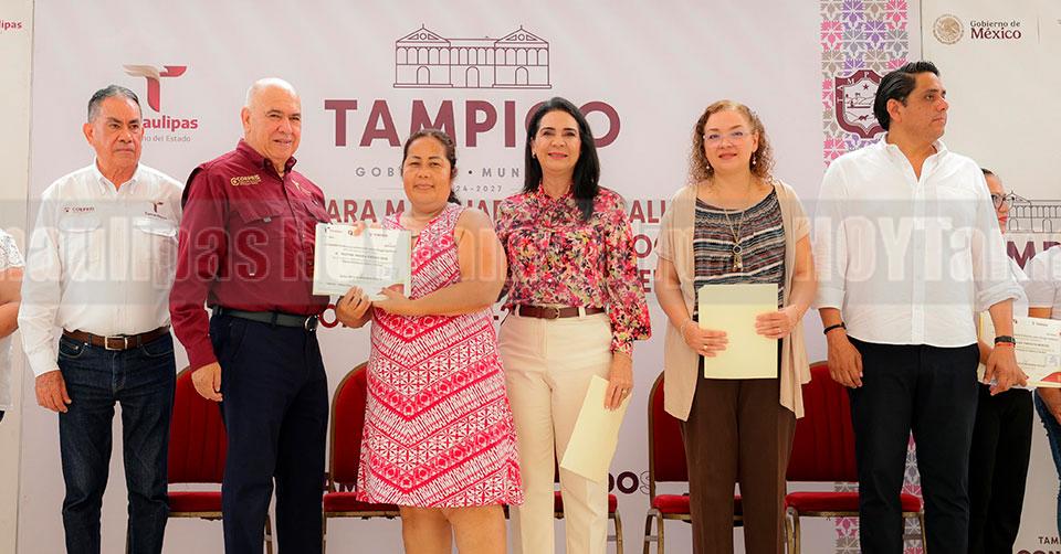 Hoy Tamaulipas - Tamaulipas Monica Villarreal reconoce labor de ...