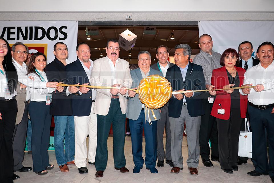 Hoy Tamaulipas - Industriales reconocen apoyo de Jesus de la Garza al ...