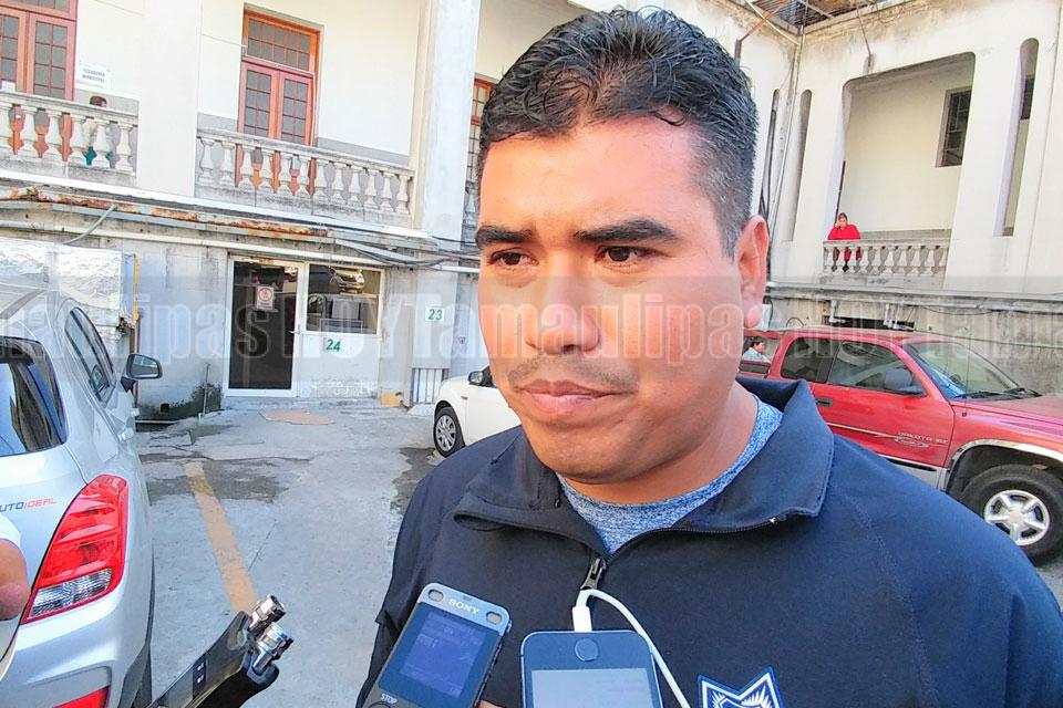 Hoy Tamaulipas - Presentan en Tampico a nuevo mando de la PEA