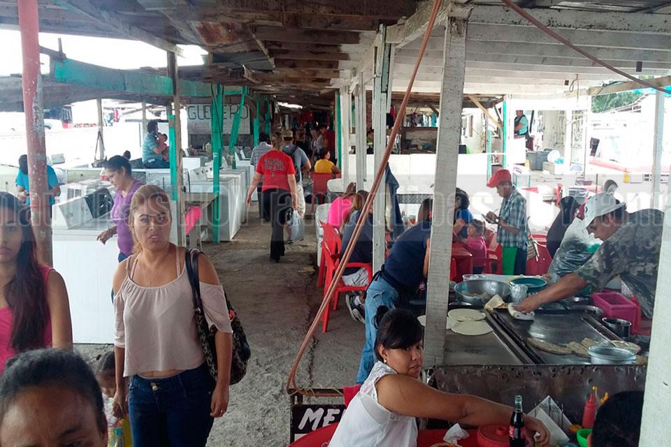 Hoy Tamaulipas - Reestructuraran la Pulga de los Rieles en Nuevo Laredo