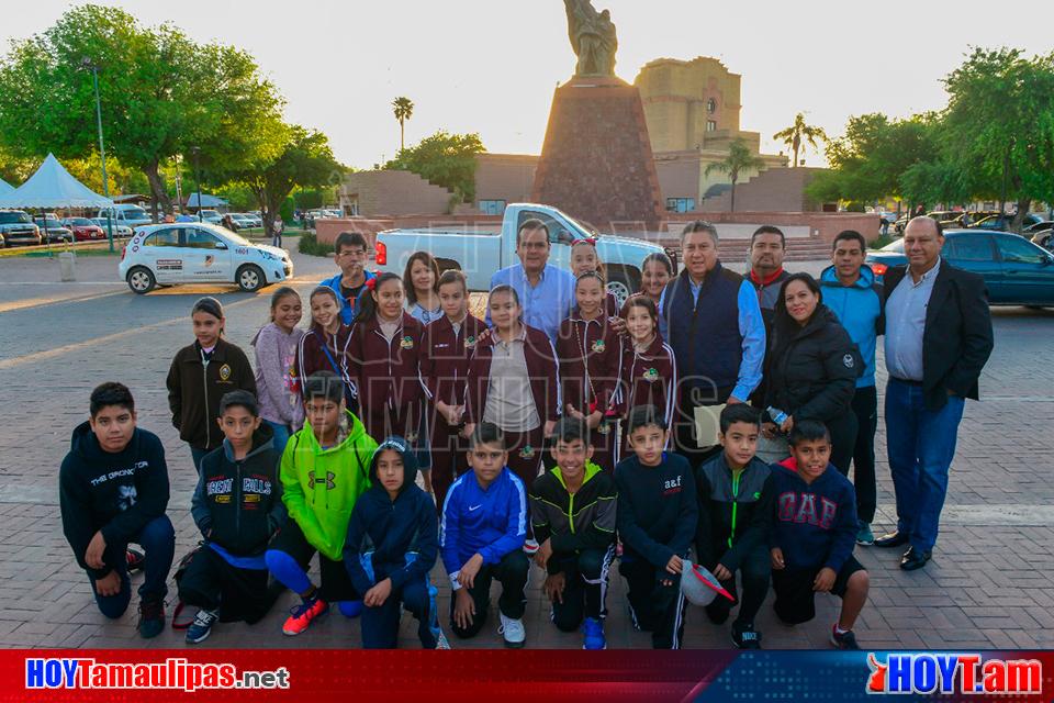 Hoy Tamaulipas - Apoya alcalde de Nuevo Laredo a ninios deportistas Hoy Tamaulipas - Apoya alcalde de Nuevo Laredo a ninios deportistas