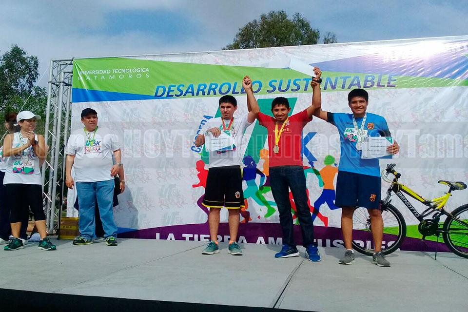 Hoy Tamaulipas - Realizan con exito la carrera 5K que organizo la UT ...
