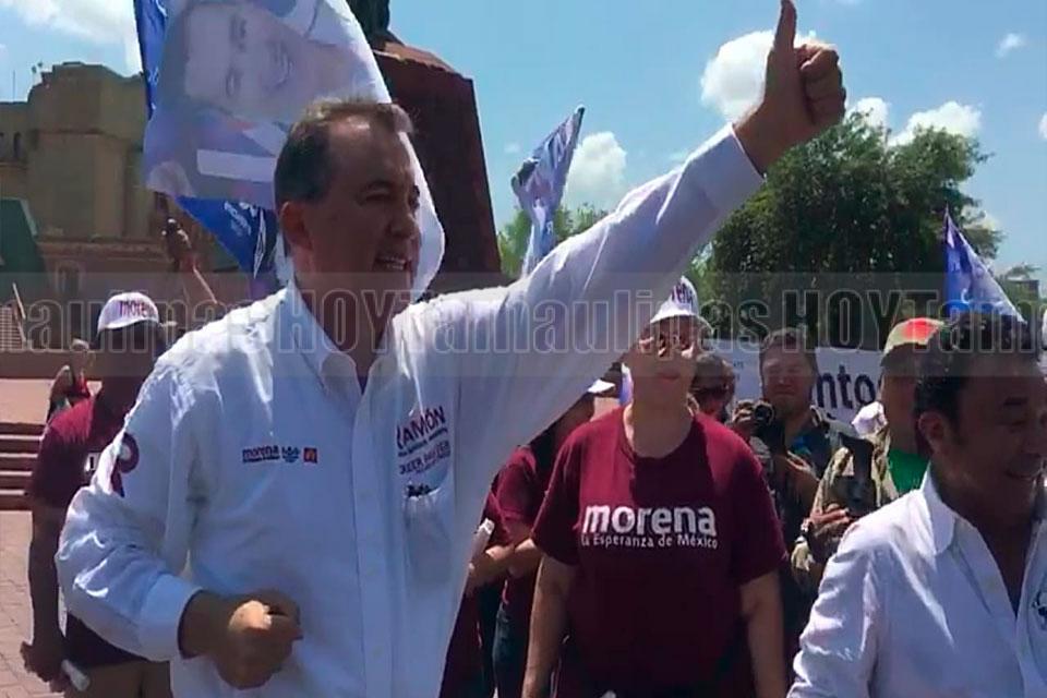 Hoy Tamaulipas - Dice si al debate Ramon Garza en Nuevo Laredo