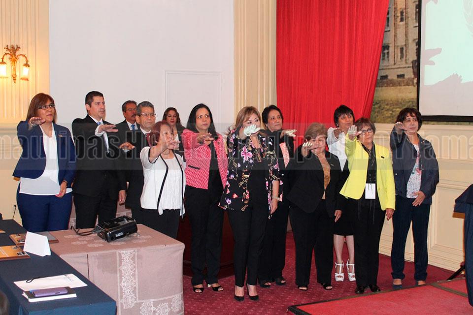 Hoy Tamaulipas - Nombran presidenta del COMACE a profesora de la UAT