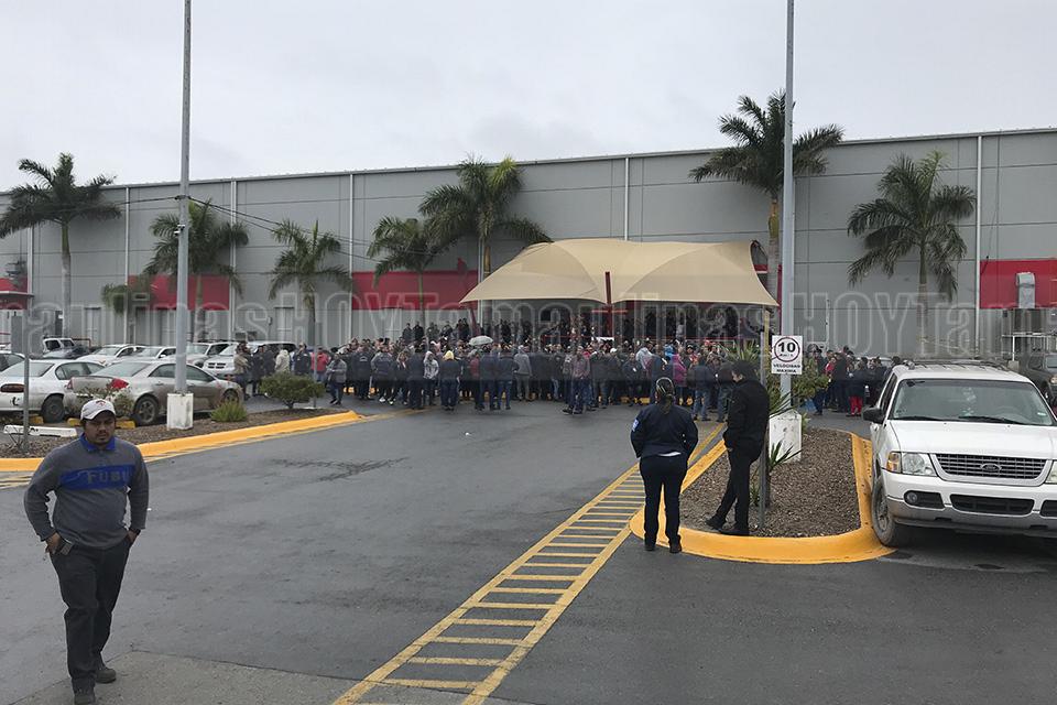 Hoy Tamaulipas - Levantan paro en Spellman de Matamoros aceptan pagar ...