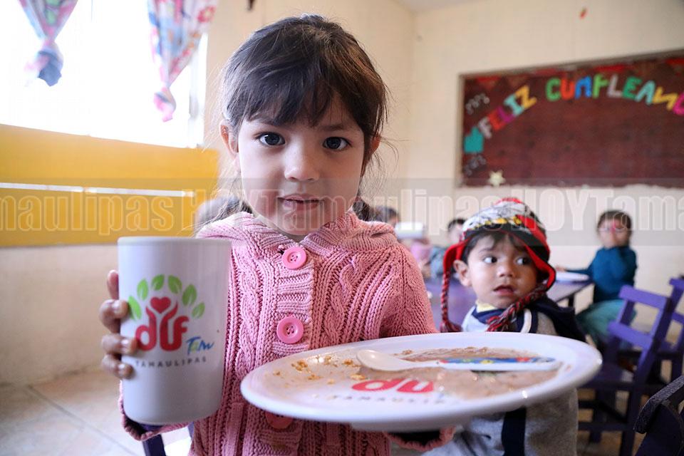Hoy Tamaulipas - Entrega DIF Tamaulipas desayunos escolares a estancias ...