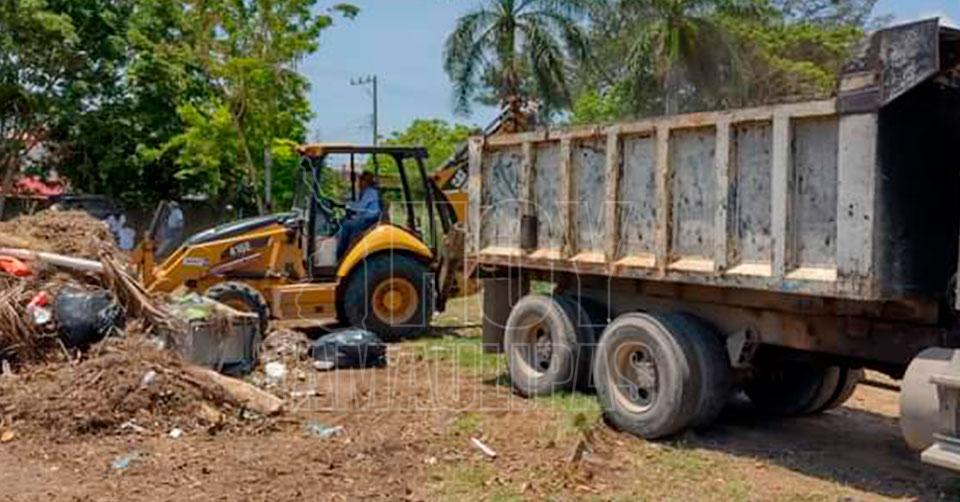 Hoy Tamaulipas - Gobierno de Ciudad Madero Cuadrillas de Servicios Publicos refuerzan acciones ...