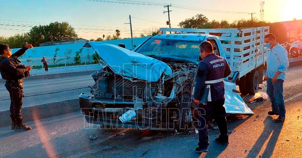 Hoy Tamaulipas - Choque en Tamaulipas Dos lesionados dejo fuerte choque en la Reynosa-Rio Bravo