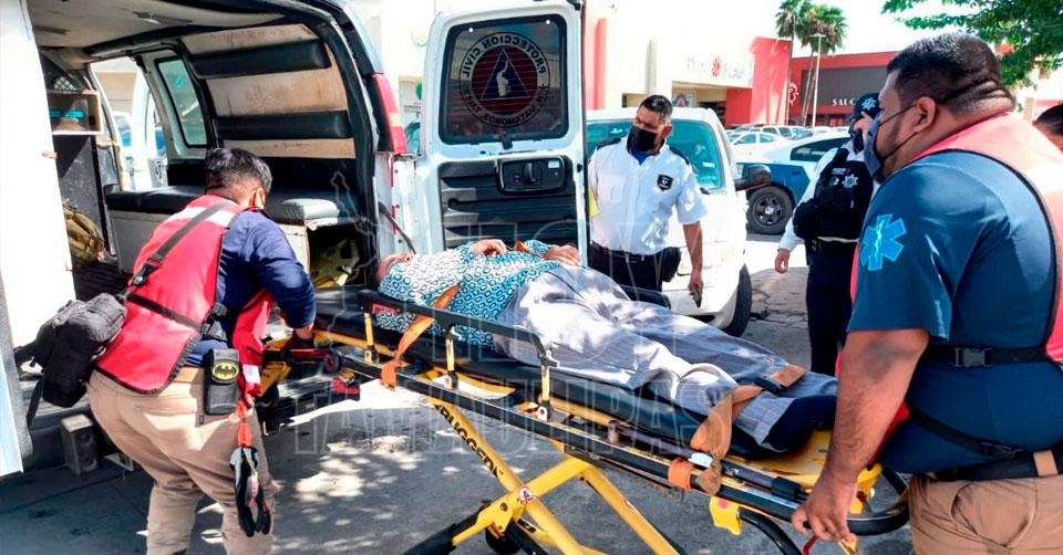 Hoy Tamaulipas - Inseguridad en Tamaulipas Asaltan y golpean a mujer en estacionamiento de plaza ...