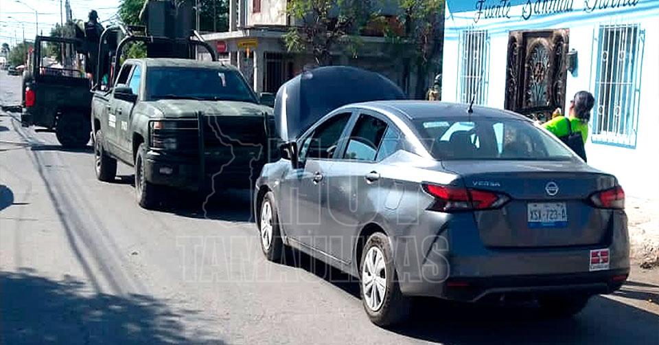 Hoy Tamaulipas - Accidentes en Tamaulipas Soldado causa choque frontal ... Hoy Tamaulipas - Accidentes en Tamaulipas Soldado causa choque frontal ...