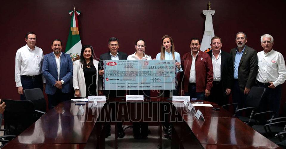 Hoy Tamaulipas - Tamaulipas Refrendan gobierno de Nuevo Laredo y constructores locales convenio ...