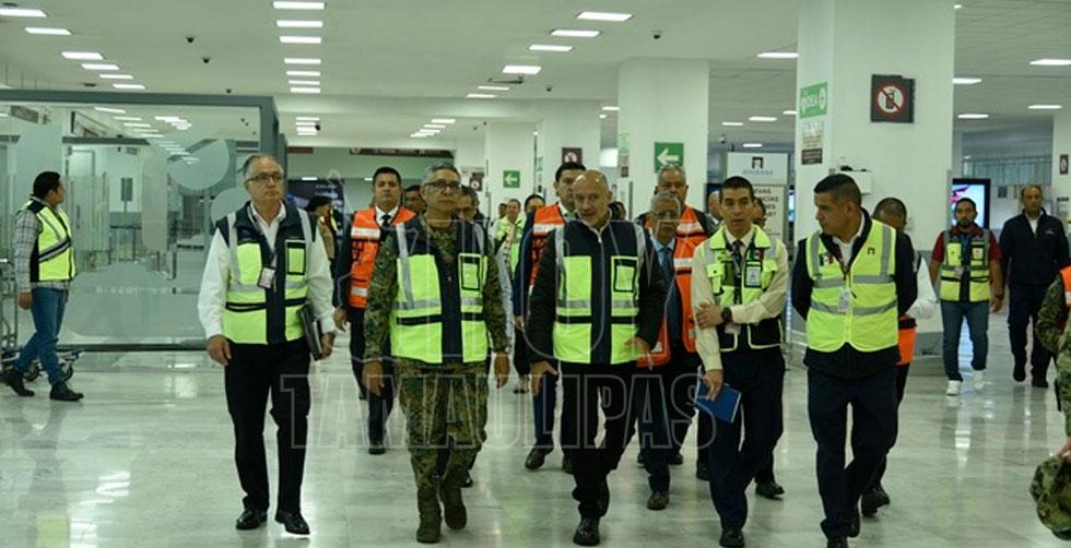 Hoy Tamaulipas - Titulares de SICT y Marina realizan recorrido en el AICM