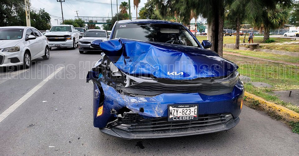 Hoy Tamaulipas - Accidente en Tamaulipas Choque frente al Hospital ...