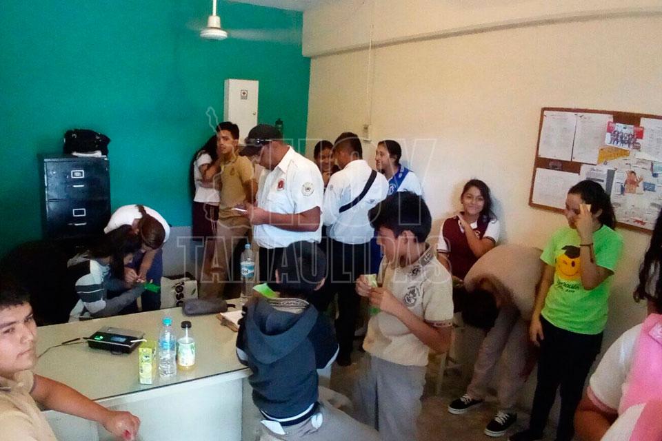 Hoy Tamaulipas - Atacan abejas africanas a alumnos en Secundaria de ... Hoy Tamaulipas - Atacan abejas africanas a alumnos en Secundaria de ...