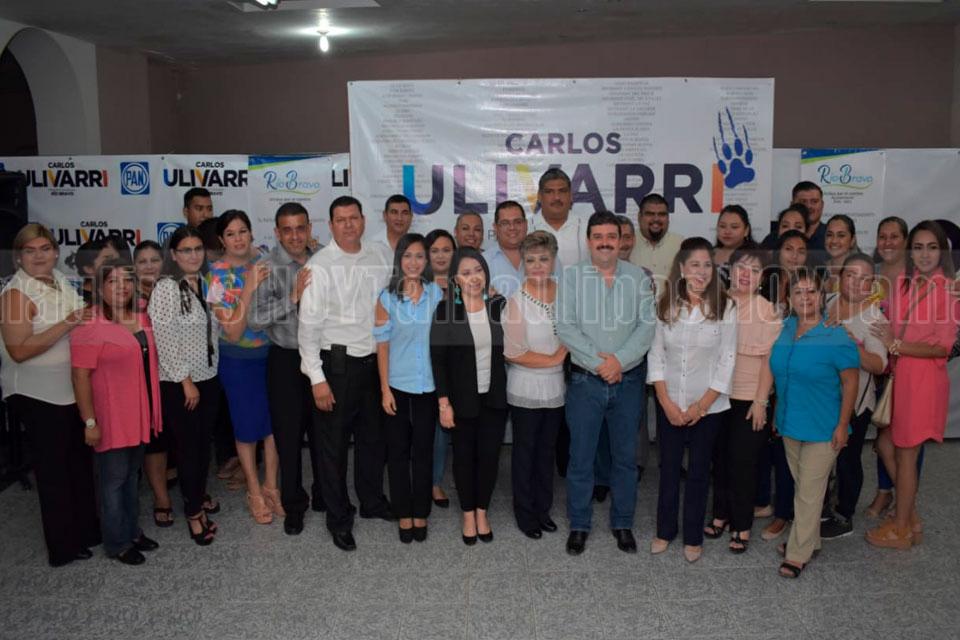 Hoy Tamaulipas - Presenta alcalde electo de Rio Bravo mas funcionarios