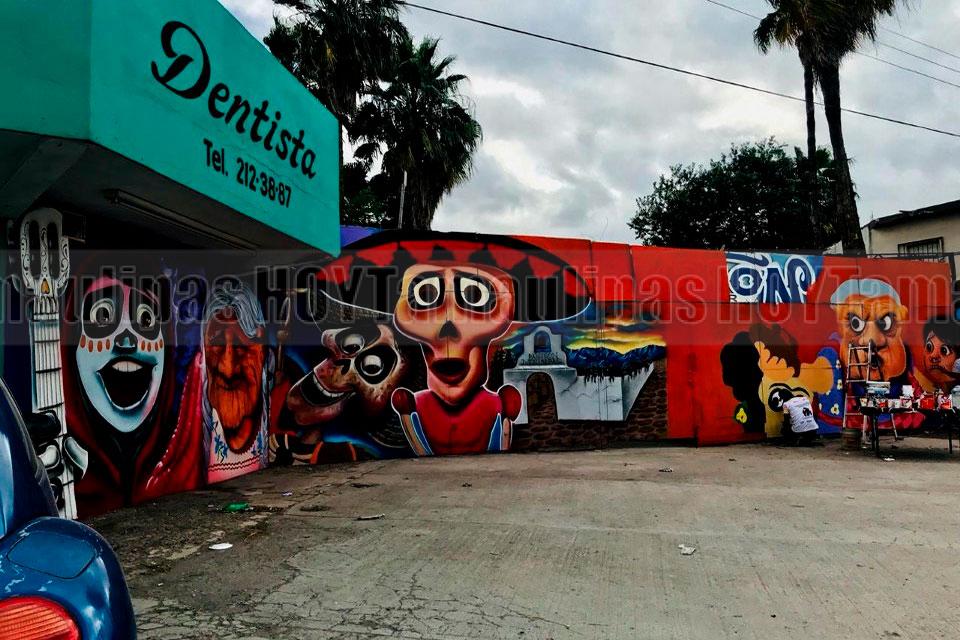 Galeria Fotografica: Realiza artista urbano mural de película “Coco” en ...